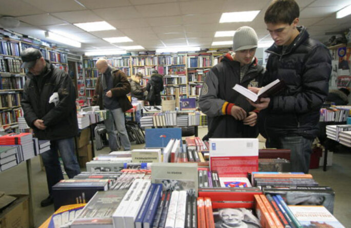 Why Russians are willing to save on everything but reading | FairPlanet
