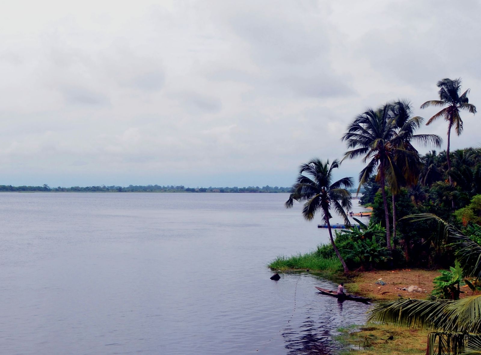 Ghanaians survival on highly polluted Densu river | FairPlanet