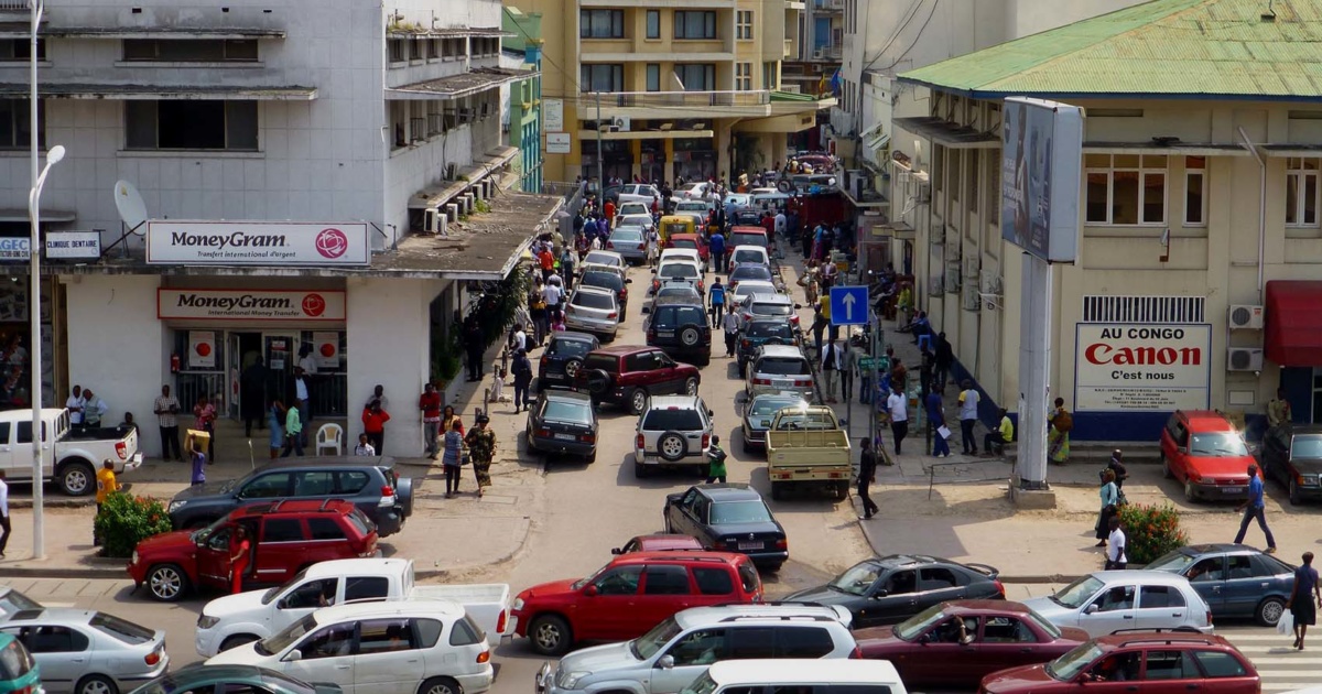 The Congo robot police solving traffic problems | FairPlanet