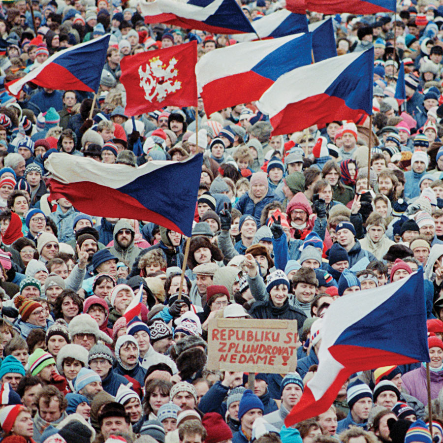 Czechs against re-sinking into a dictatorship | FairPlanet