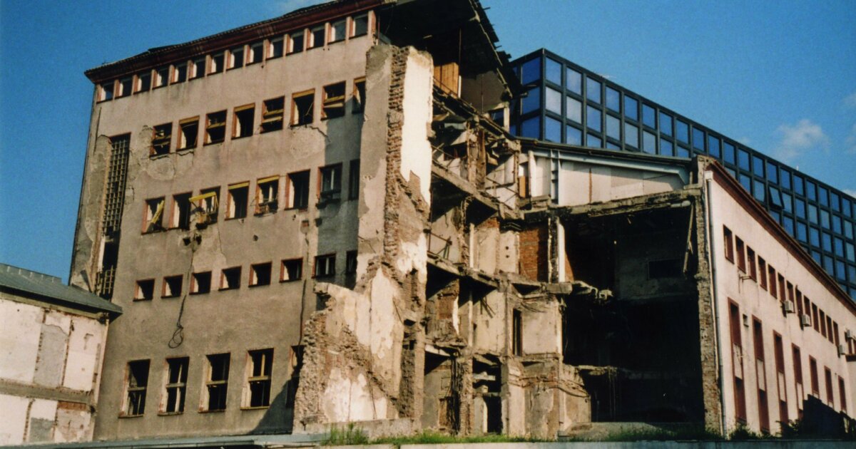 The preventable deaths of 16 media workers in Serbia | FairPlanet