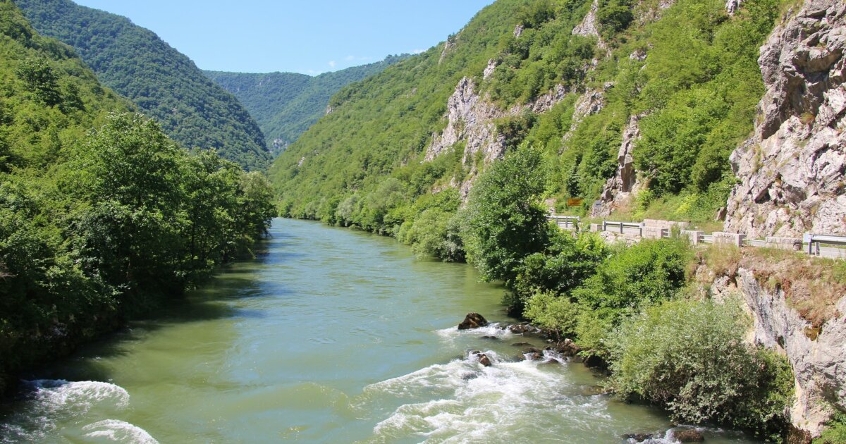 Environmental activists in Bosnia protect Sana River | FairPlanet