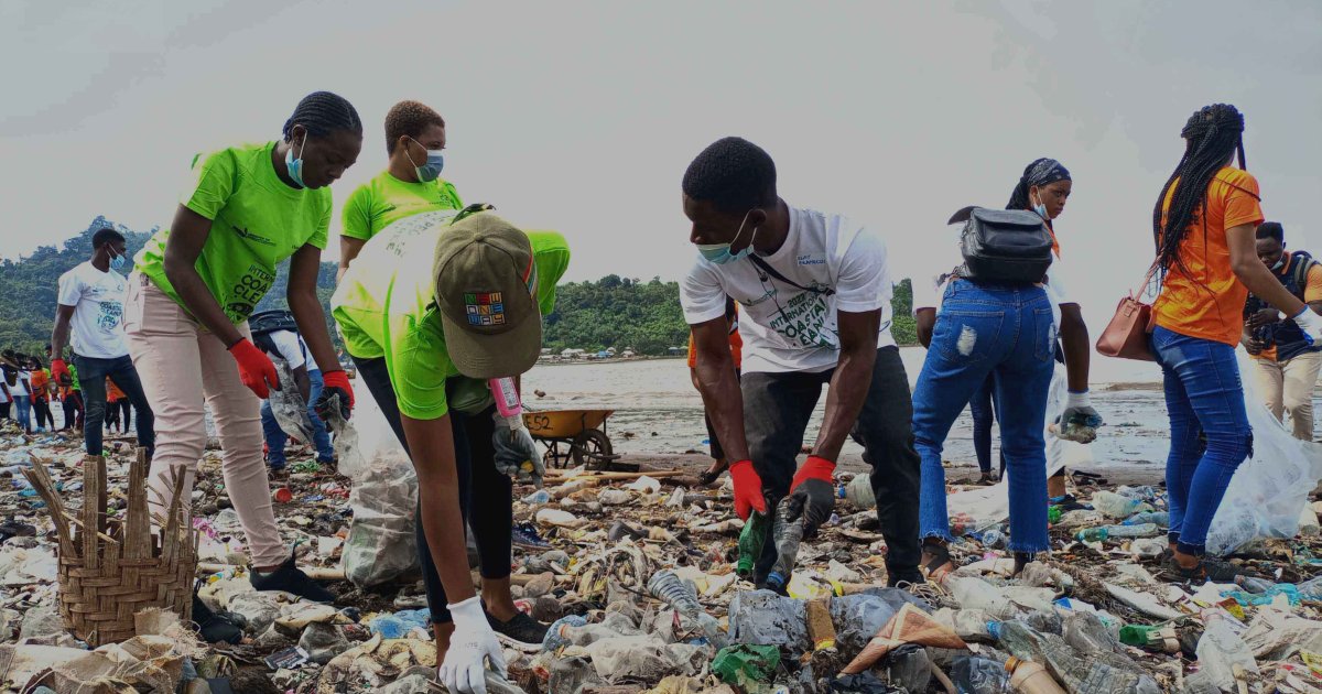 How Cameroonian youths tackle plastic pollution | FairPlanet